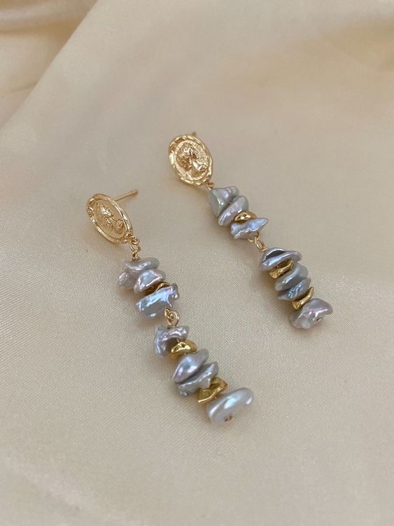 Perlen Ohrringe /Süsswasserperlen echte (Neu und originalverpackt) in Sarnen für CHF 40 – mit ...