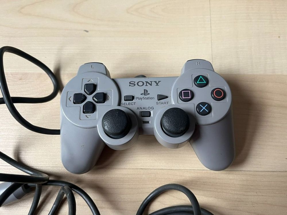 Original PlayStation One Controller | Kaufen auf Ricardo
