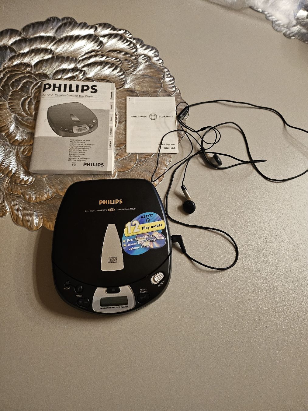 Philips AZ 7272/00 Tragbarer CD-Player mit Kopfhörer! (Gebraucht) in St ...