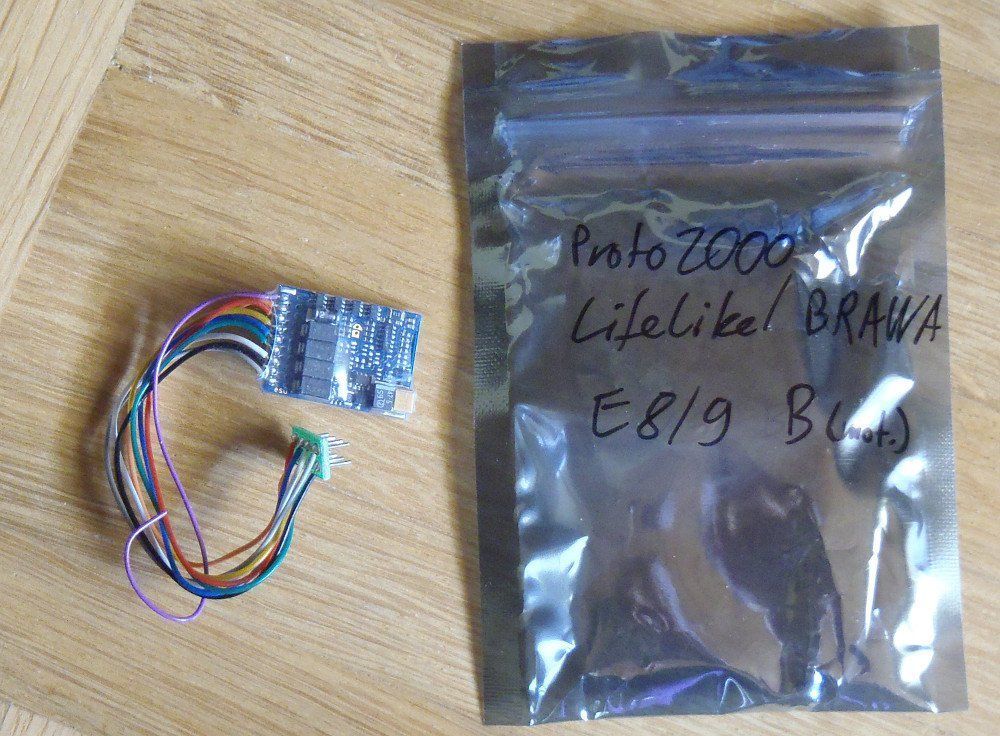 Digital-Decoder HO Gleichstrom aus LifeLike Proto2000 E8/9 | Kaufen auf ...