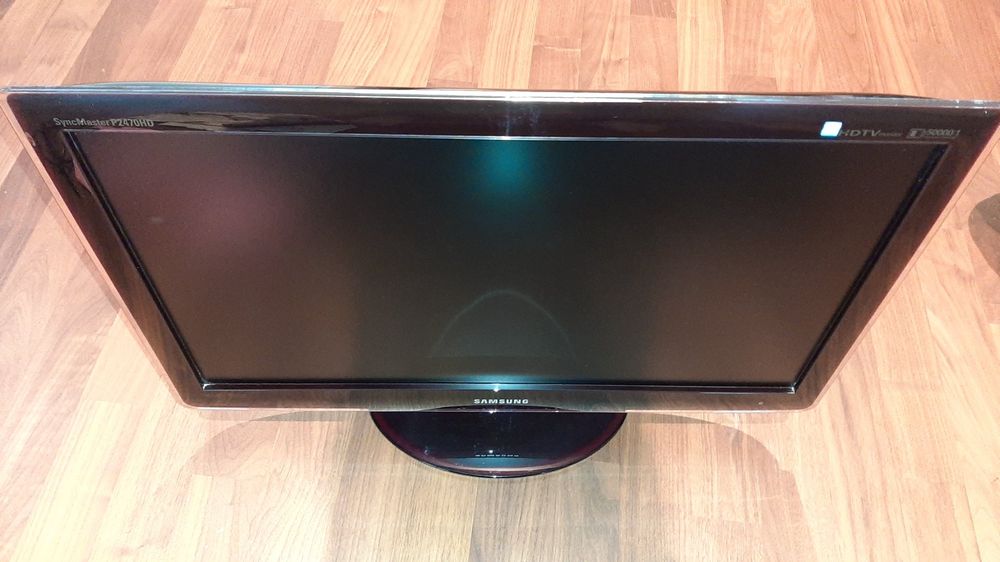Samsung SyncMaster P2470HD 61cm (24") LCD TV (Gebraucht) in Neuheim für ...