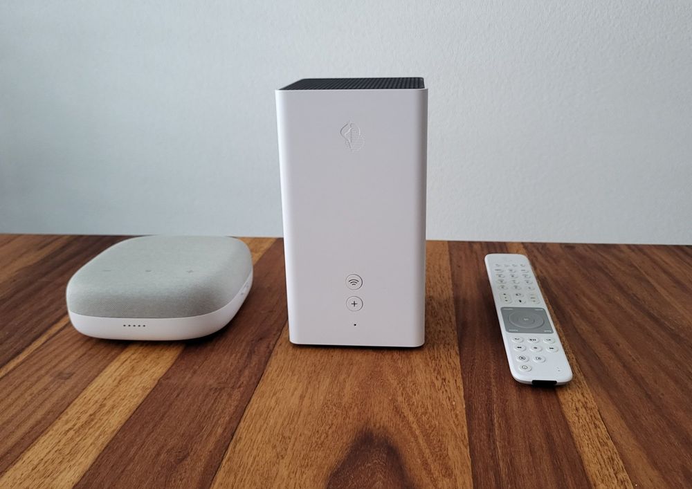 Swisscom TV Box, Router & Fernbedienung inkl. Kabel | Kaufen auf Ricardo