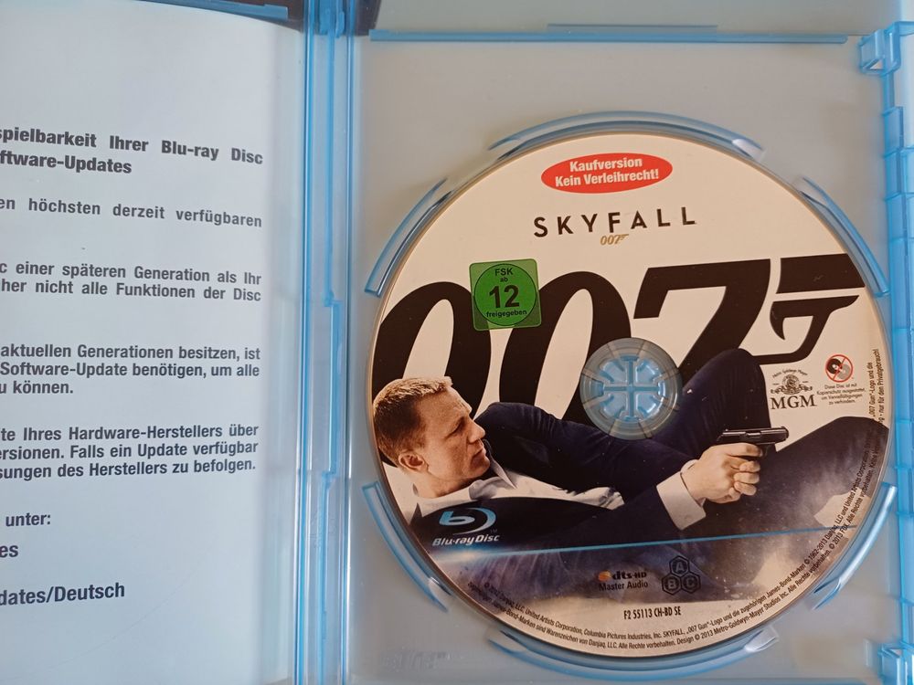 "Skyfall"mit Daniel Craig auf Blu-Ray/Gratis Versand (Neu (gemäss ...