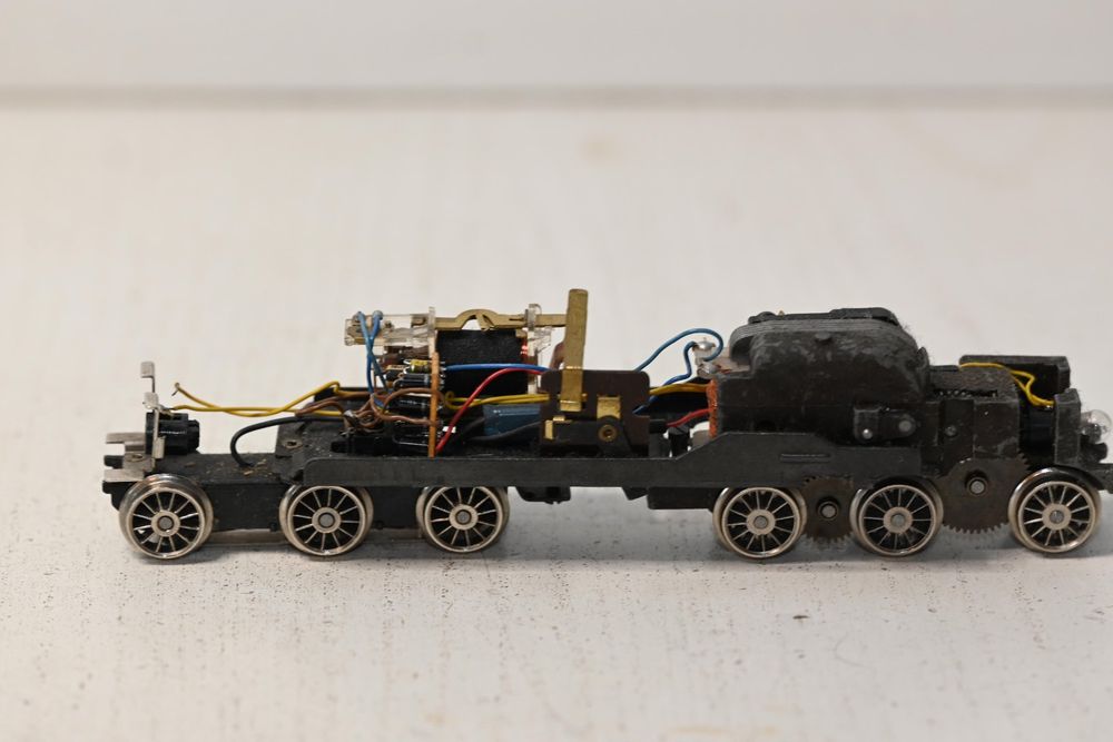 Märklin Lok HO/AC ohne Gehäuse Motor läuft gem Fotos (Gebraucht) in ...
