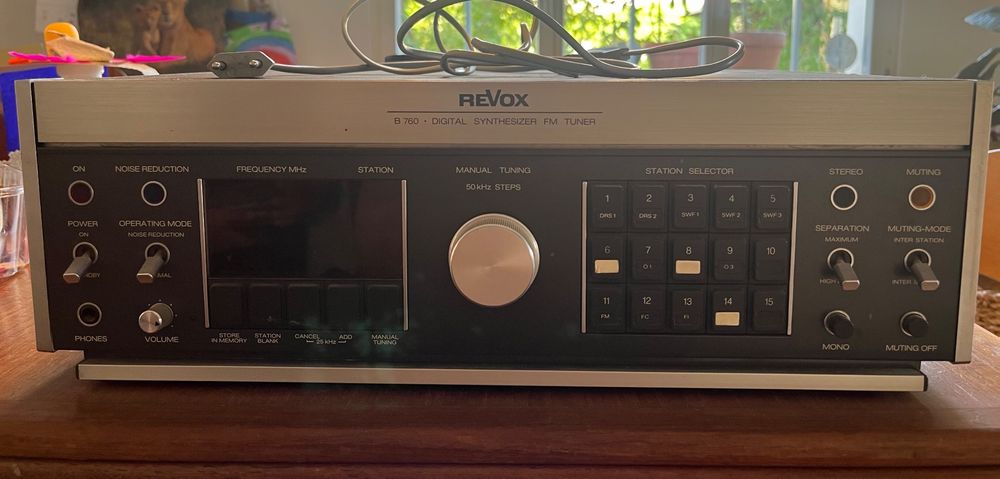 Revox B 760 Digital Synthesizer FM Tuner | Kaufen auf Ricardo