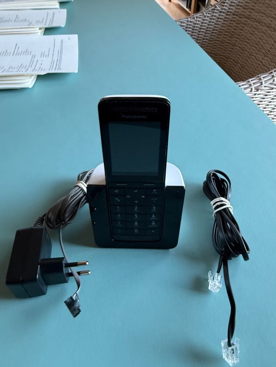 Hochwertiges Design-Telefon mit Farbdisplay - Panasonic (Gebraucht) in ...