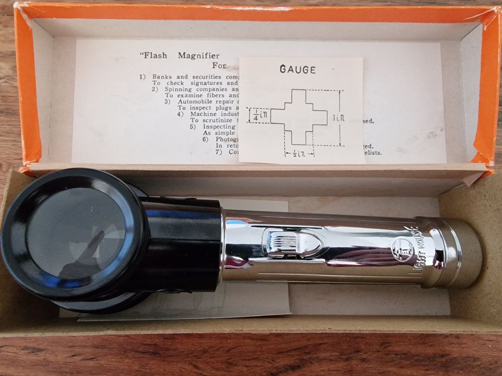 Flash Magnifier 10x | Kaufen auf Ricardo