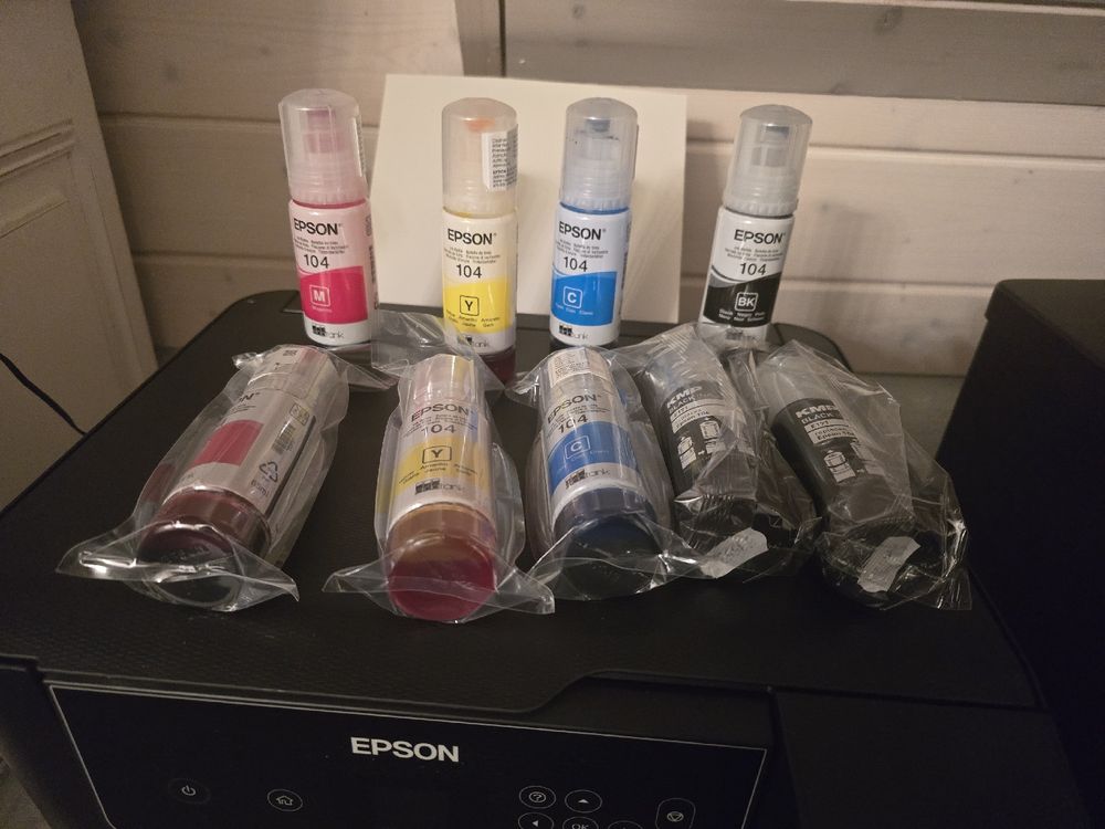 Epson EcoTank ET-2875 Drucker, wenig gebraucht, Tinte (Gebraucht) in ...