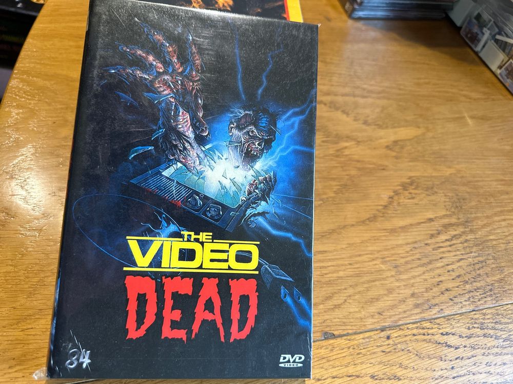 The Video Dead grosse Hartbox 84 Entertainment (Gebraucht) in Benken ZH ...