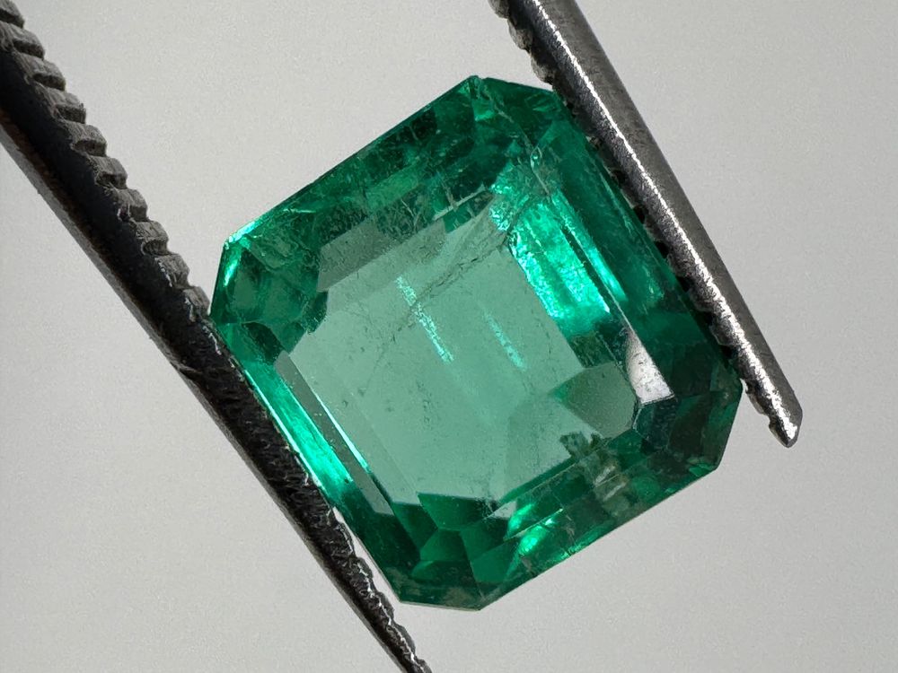 Smeraldo naturale certificato GRS 1.95 ct Colombiano (Gebraucht) in ...