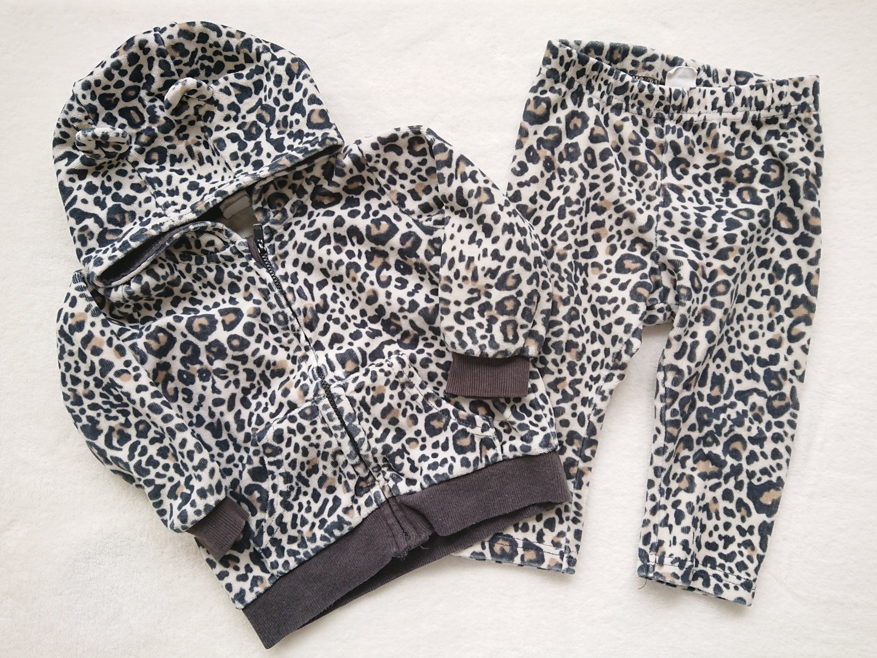 Baby Girl Trainer H&M Gr. 74 Leopard (Gebraucht) in Hallau für CHF 4.9 ...