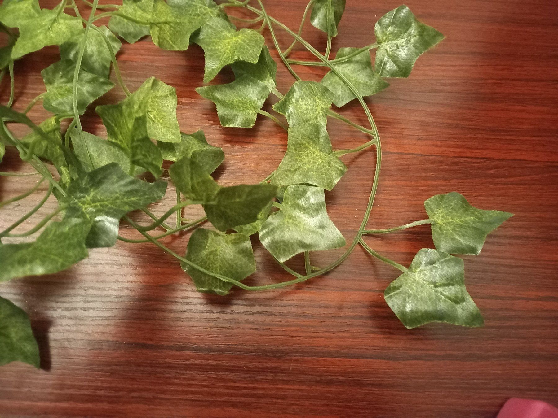 20m künstliche grüne Efeublätter /20m feuilles de lierre (Neu und ...