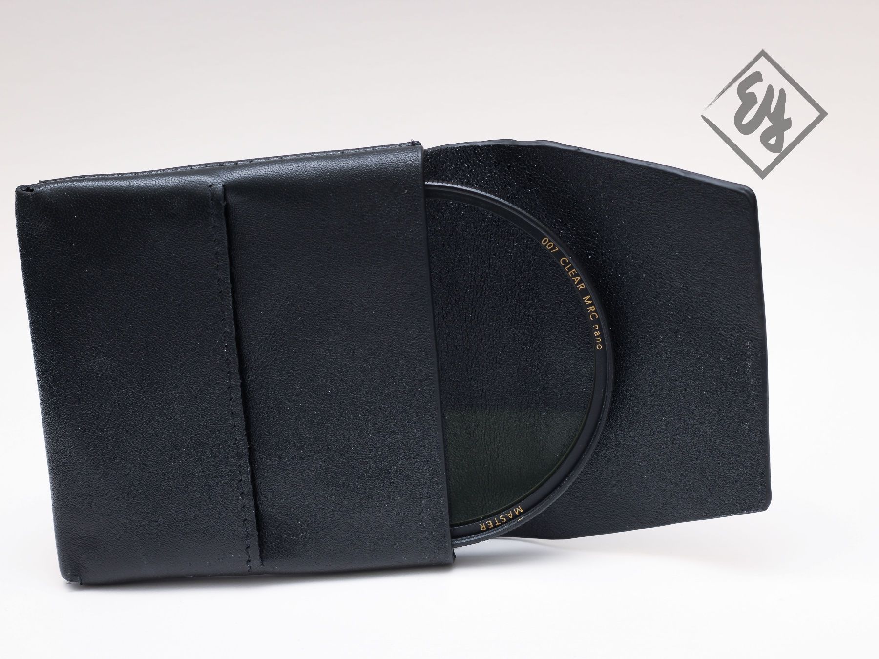 B+W 77mm Clear Schutzfilter MRC nano MASTER + Schutztasche (Gebraucht ...