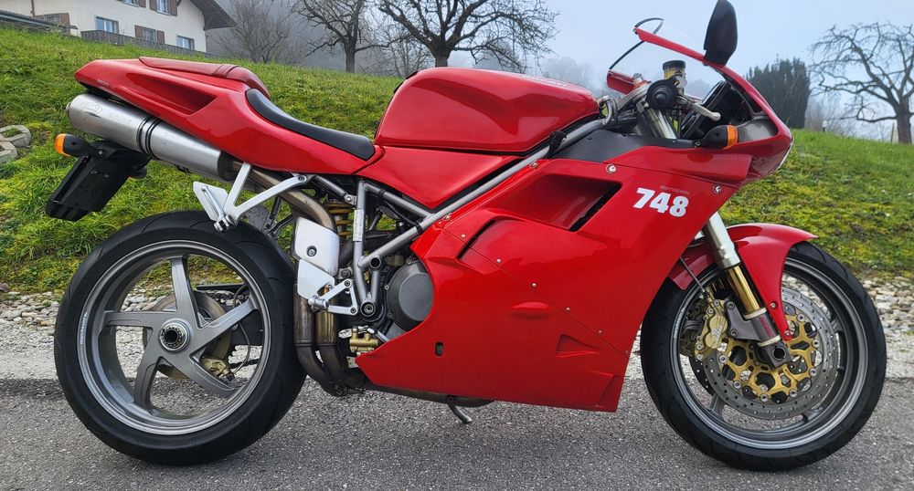ducati 748s 20500 kms mfk 28.04.25 (D'occasion) à Font pour CHF 6799 ...