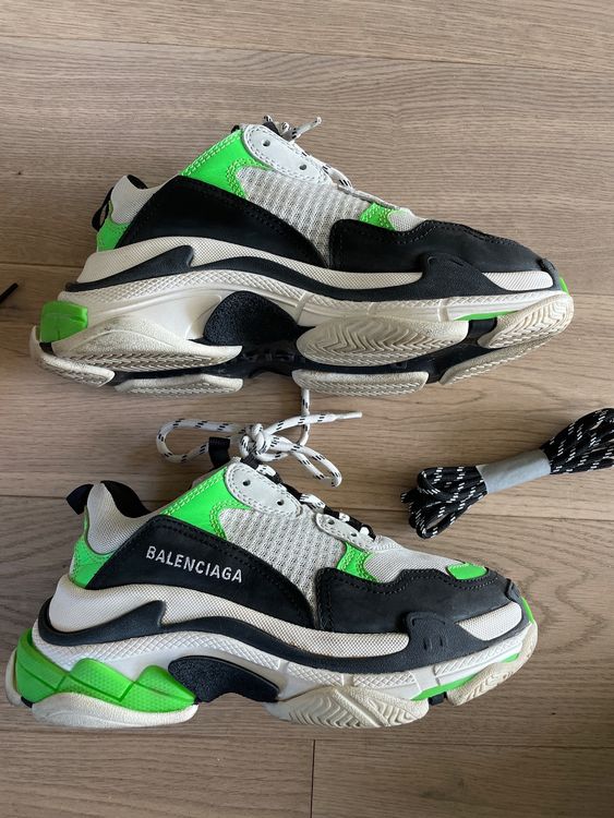 Baskets Balenciaga 37 triple s (Gebraucht) in Lully VD für CHF 280 – mit Lieferung auf Ricardo ...