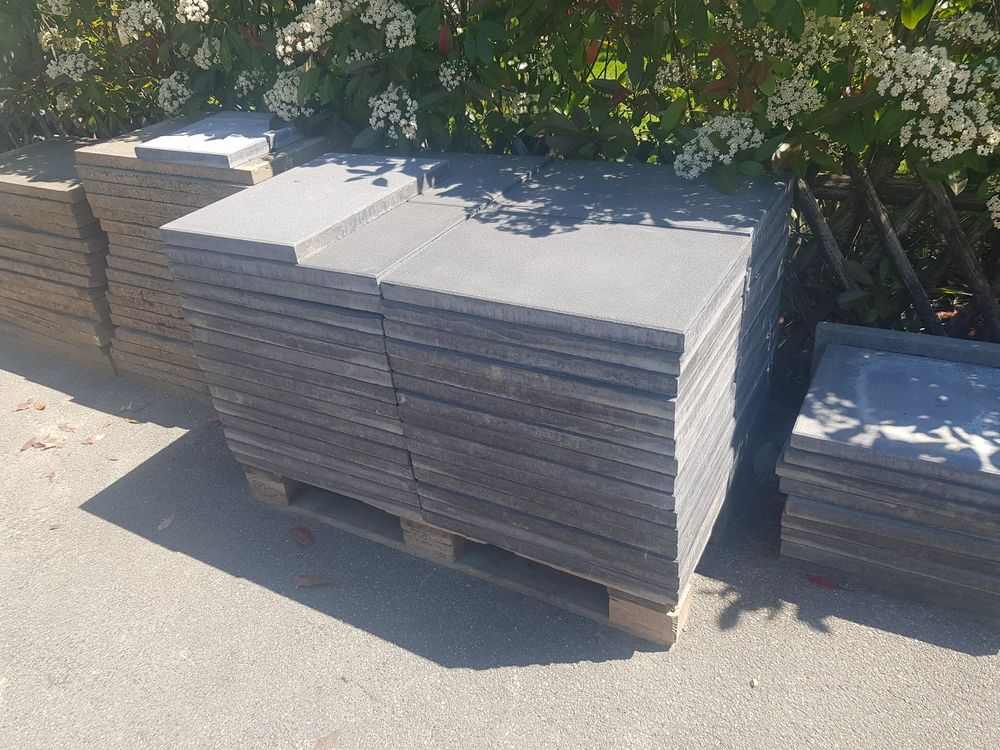 Gartenplatten Beton anthrazit 60 Platten 60 mal 40 cm | Kaufen auf Ricardo