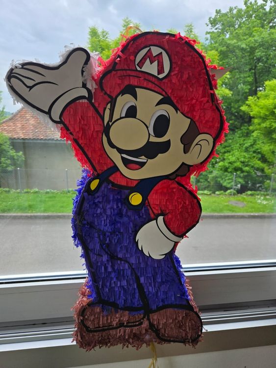 Super Mario Pinata (Neu (gemäss Beschreibung)) in Boll für CHF 25 – nur ...