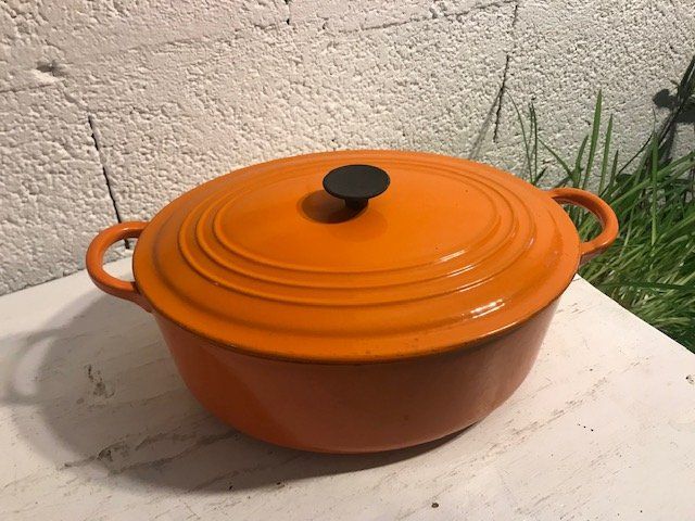 Cocotte Le Creuset 28 cm (Gebraucht) in Chézard St Martin für CHF 51 ...