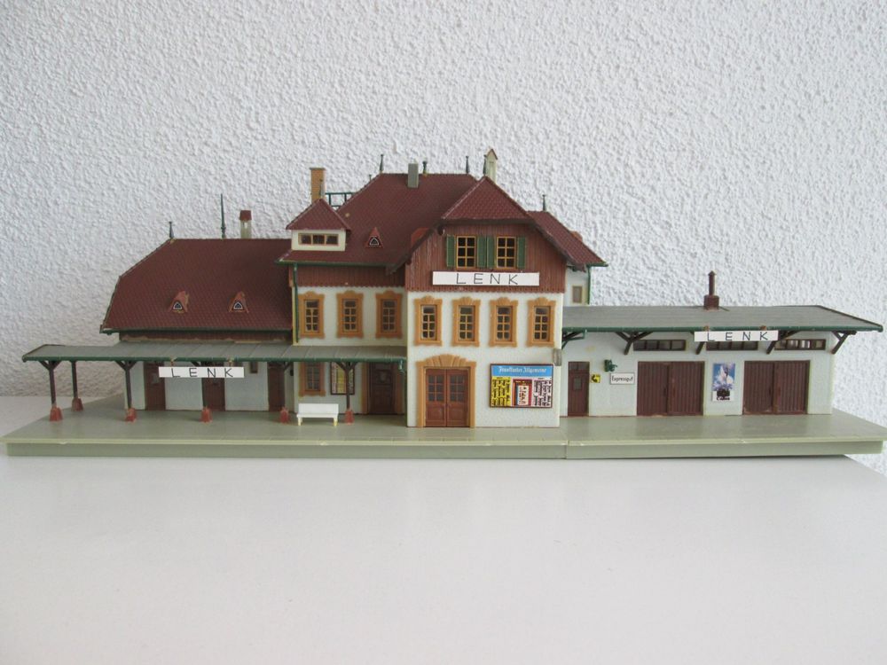 Faller B-110 H0 Modell Bahnhof Friedrichshöhe fertig gebaut | Kaufen ...