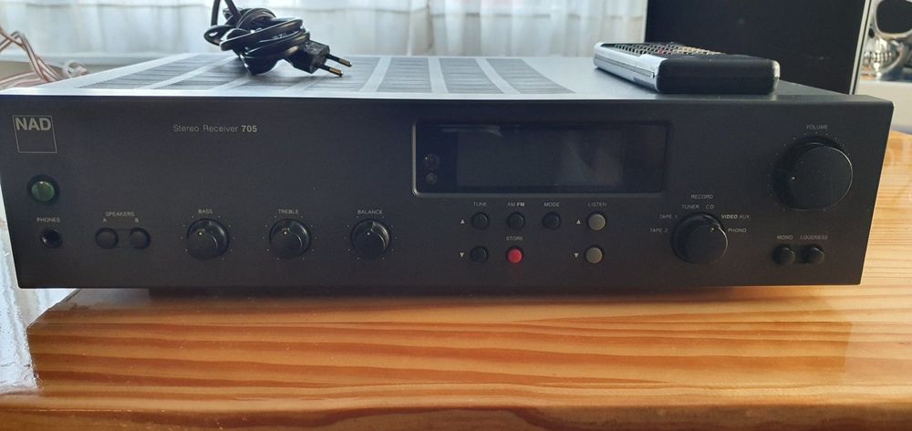 NAD Receiver 705 | Kaufen auf Ricardo