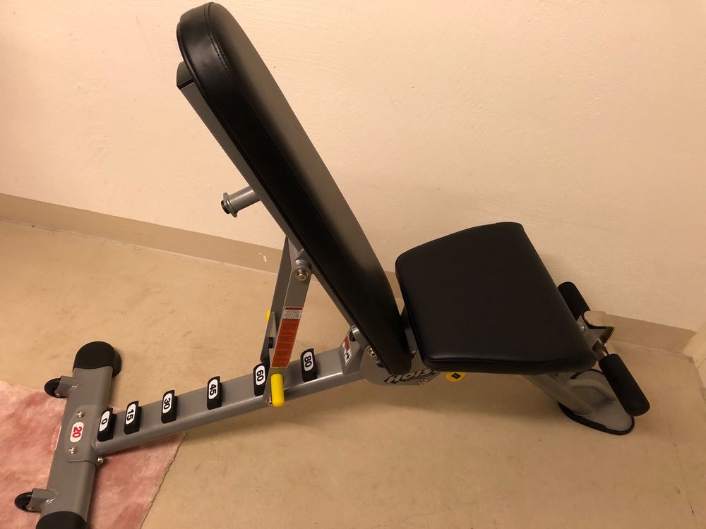 HOIST MULTIBENCH / KLAPPBARE MULTIBANK (Gebraucht) in Richterswil für ...