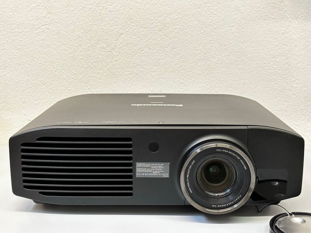 Panasonic PT-AT 5000 Full HD Beamer (Gebraucht) in Hochdorf für CHF 190 ...