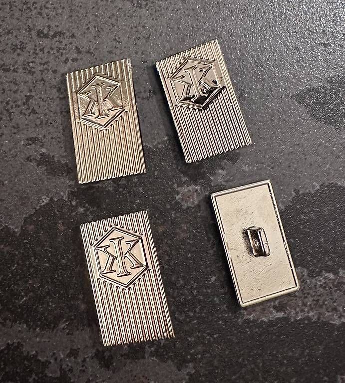 Knöpfe von Ina Kess (für Manschetten) (Gebraucht) in Würenlos für CHF ...