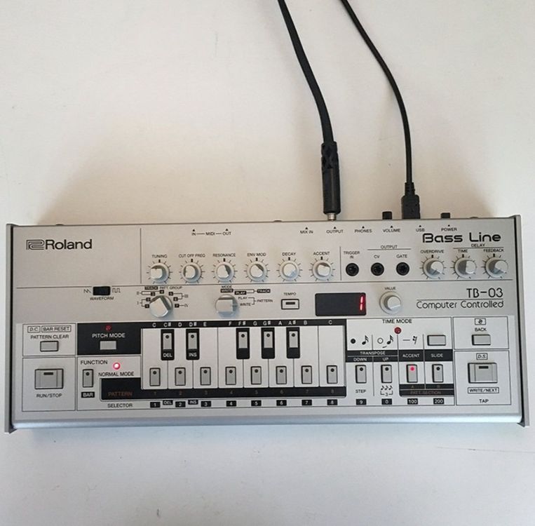 Roland Tb-03 (Neu (gemäss Beschreibung)) in Zürich für CHF 250 – nur ...