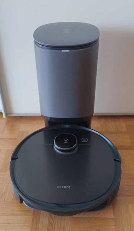 Deebot Ozmo T8 Saugroboter mit Absaugstation - Top Zustand (Gebraucht ...