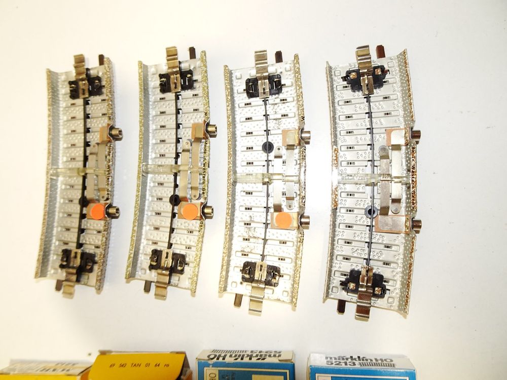 4 Märklin M-Gleis Schienen Schaltgleis HO 5213 (Gebraucht) in Luzern ...