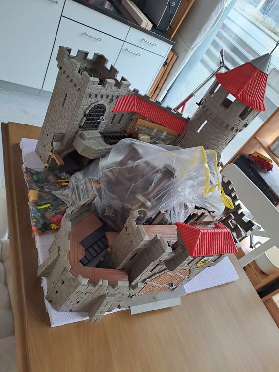 Playmobil 4865 - Löwenritterburg mit Zubehör, bespielt | Kaufen auf Ricardo