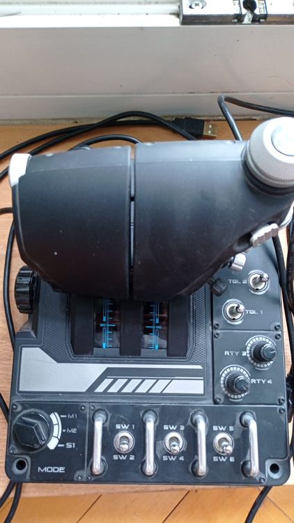 Logitech X-56 Rhino Joystick Flugsimulator | Kaufen auf Ricardo