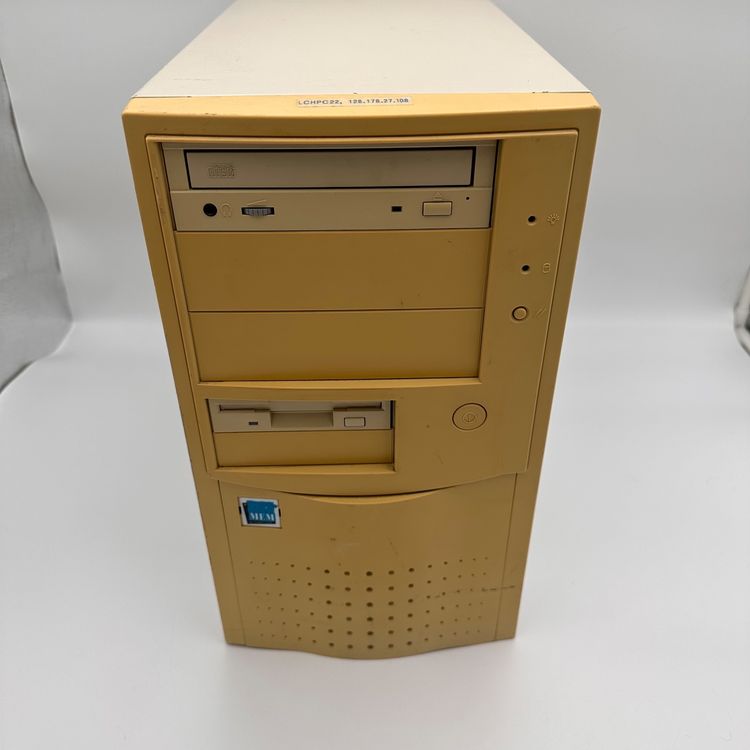 Vintage PC Beige Pentium PRO 200 64mb ram EX EPFL | Kaufen auf Ricardo