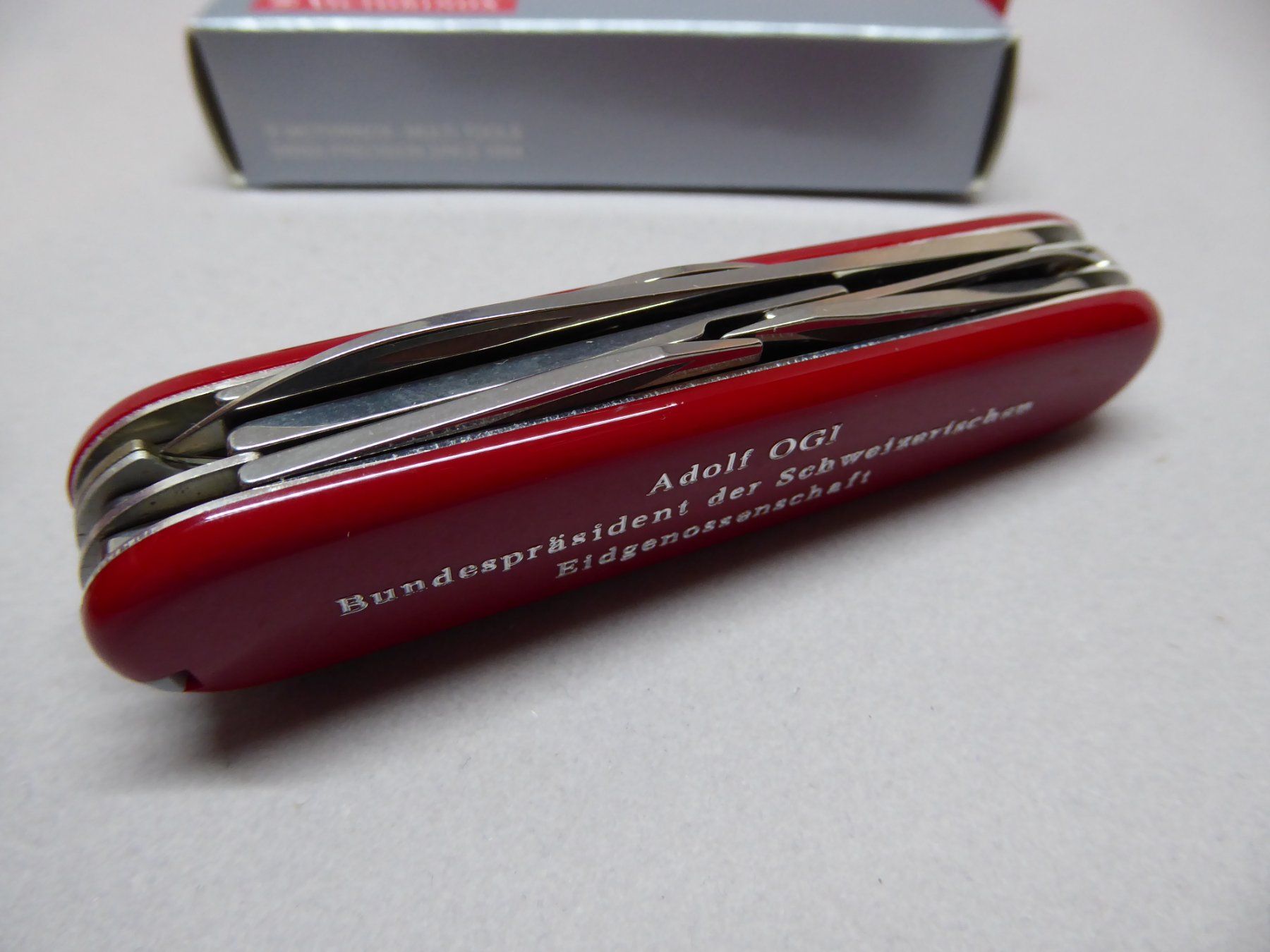 Victorinox Adolf Ogi Bundespräsident Geschenk Climber Messer (Gebraucht ...