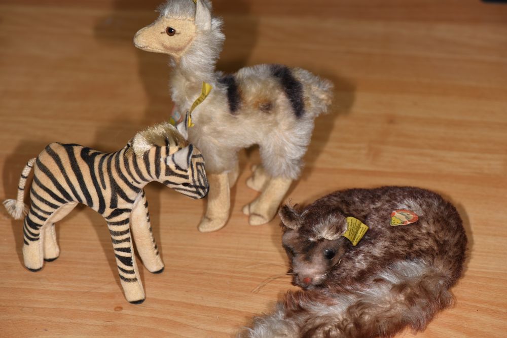 Steiff Tiere Zebra Lama Opossum Vintage (Gebraucht) in Wädenswil für ...