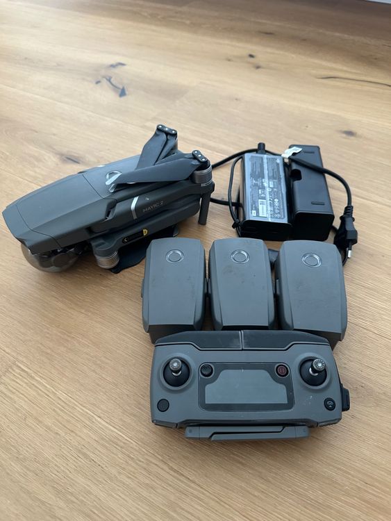 DJI Mavic 2 Pro Drohne Fly More Set mit 4 Akkus & Controller (Gebraucht ...