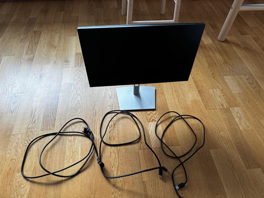 Monitor (Gebraucht) in Liestal für CHF 21 – mit Lieferung auf Ricardo ...