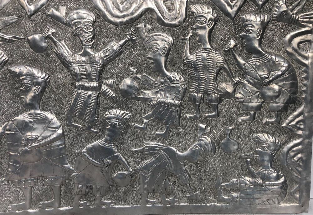 Afrikanische Aluminium Relief Skulptur (Nigeria) (Gebraucht) in Cham ...