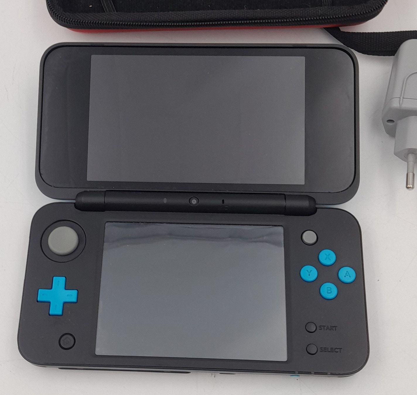 New Nintendo 2DS XL Noir/Turquoise + 3 Jeux LEGO + House (D'occasion) à ...