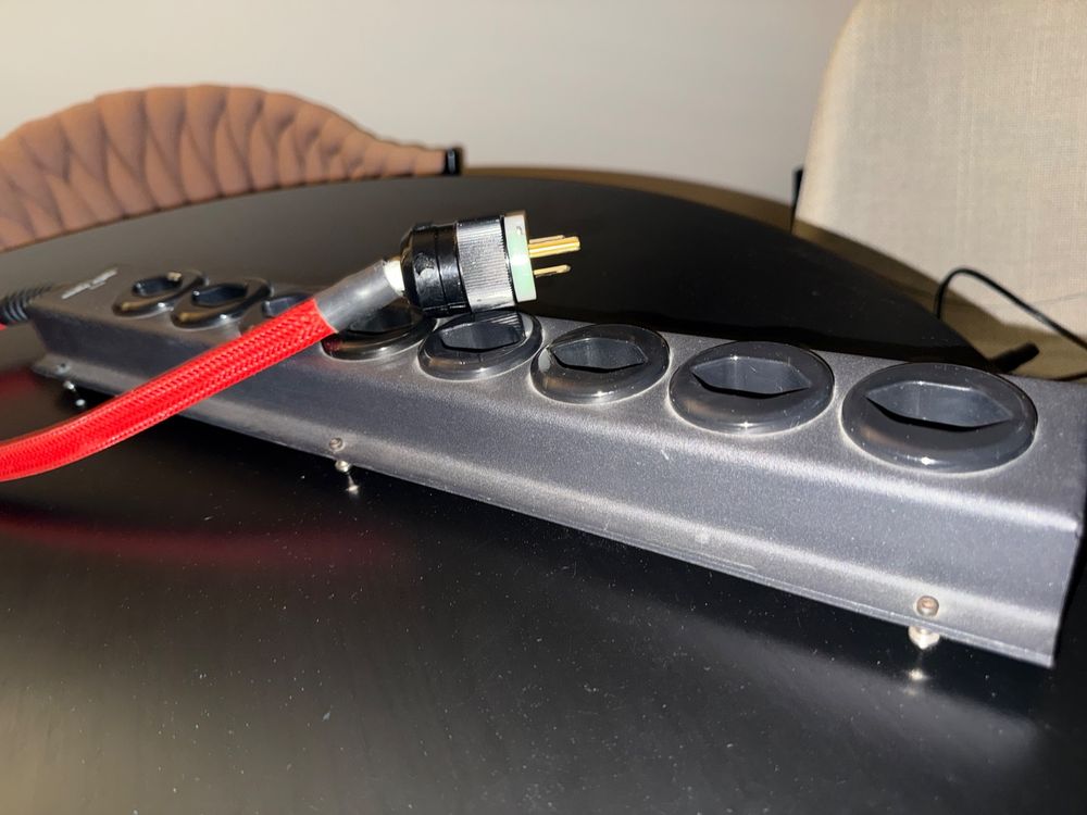 Audio Agile High-End Power Strip - Audiophile Grade (Gebraucht) in ...