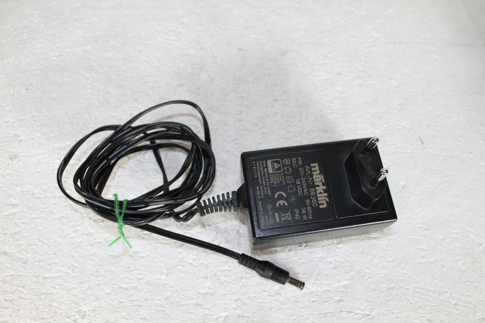 Märklin 66360 Schaltnetzteil 36 VA, 230 Volt (Gebraucht) in Triesen für ...