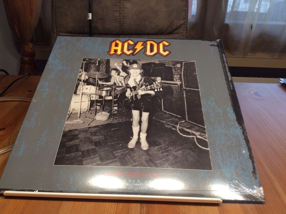 RARE AC/DC LIVE ALBUM (Neu und originalverpackt) in Ermatingen für CHF ...