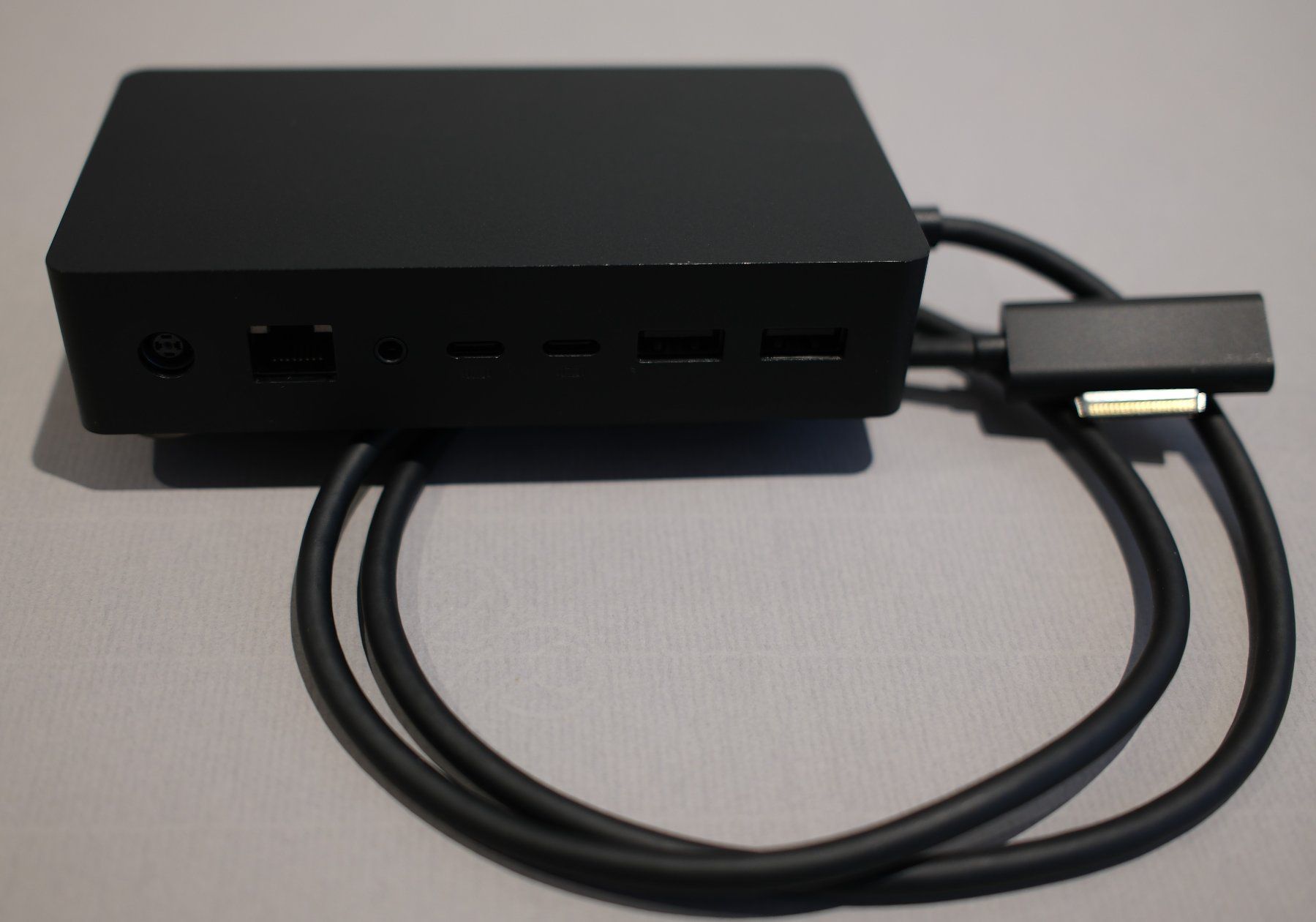 Microsoft Surface Dock 2, komplett in Originalverpackung (Gebraucht) in ...