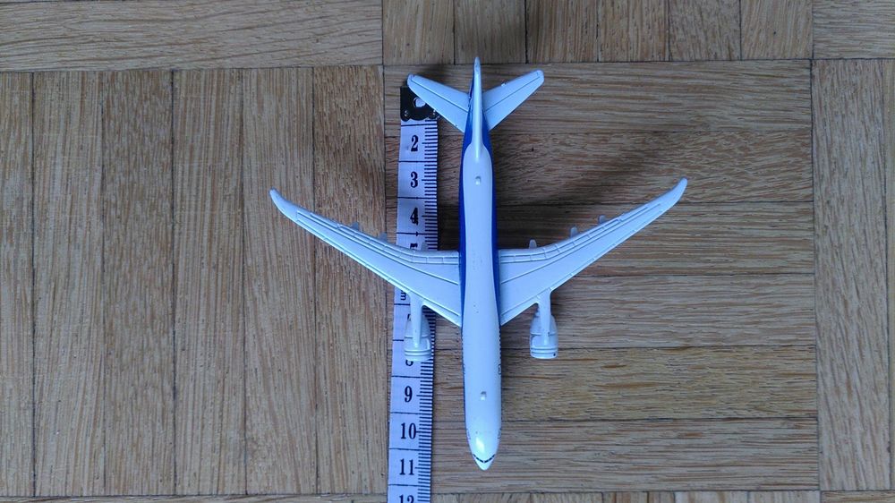 Mini Flugzeug Boeing 787 (Gebraucht) in Schlieren für CHF 2 – mit ...