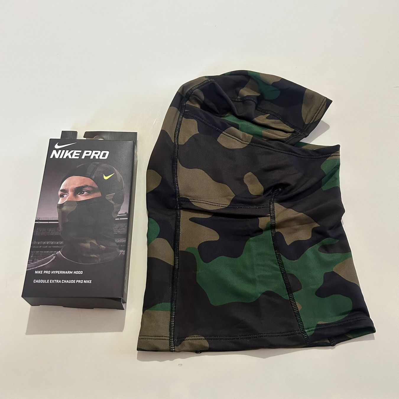 SKY MASKE NIKE HYPERWARM 💚🤎🖤 (Neu (gemäss Beschreibung)) in Unterägeri ...