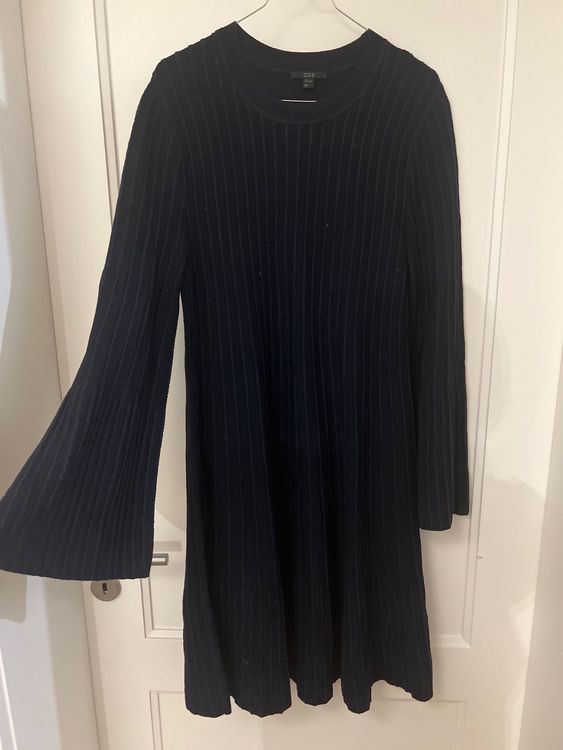 Cos Knit navy blue dress (Gebraucht) in Geneve für CHF 30 – mit ...