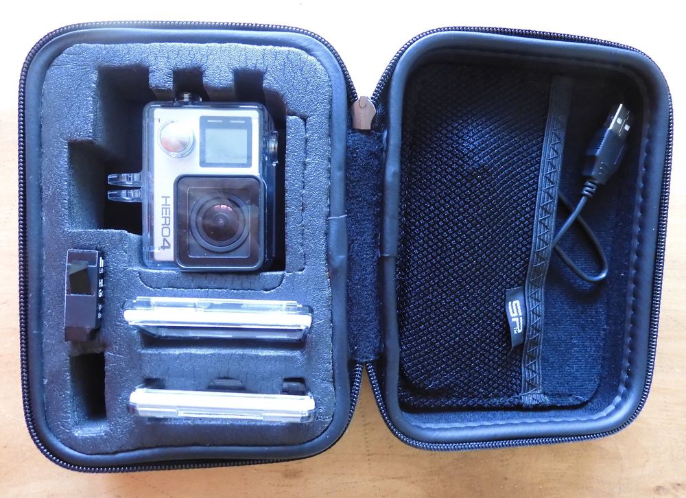 GoPro 4 Black Edition mit Schutzetui | Kaufen auf Ricardo