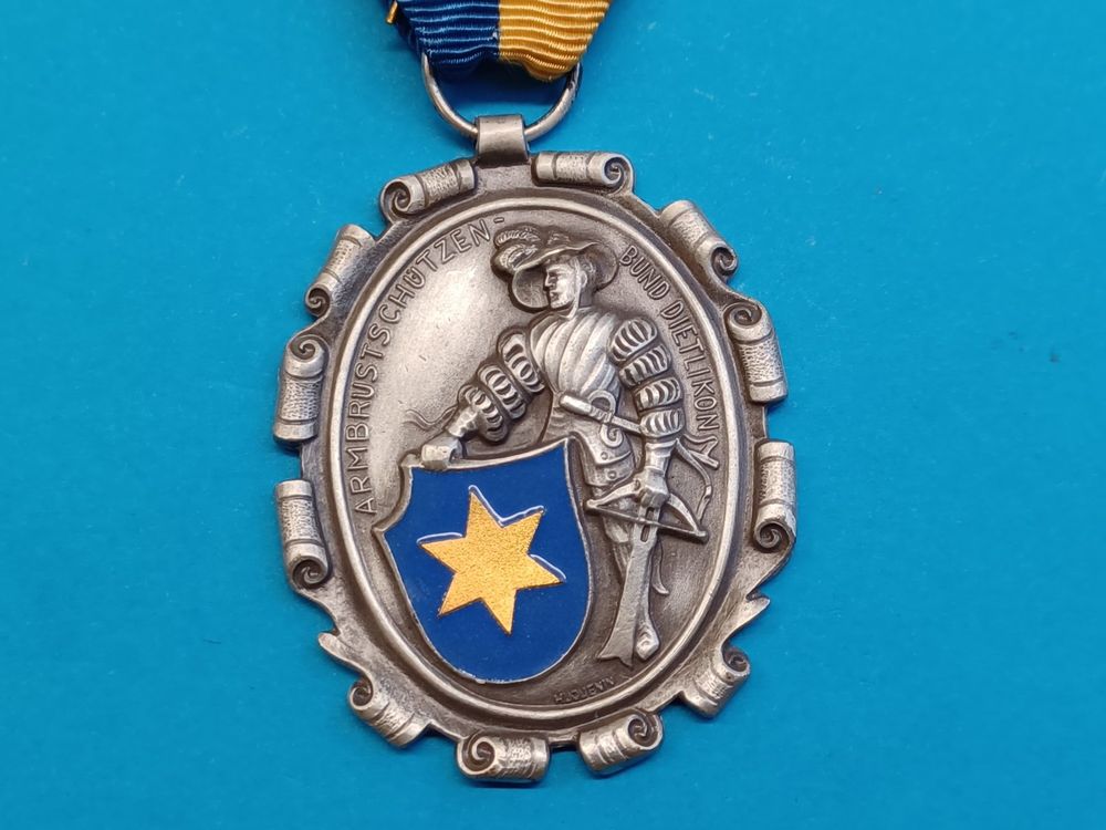 Dietikon Armbrust Standweih 1956 (X332) (Gebraucht) in Altdorf UR für CHF 1.9 – mit Lieferung ...