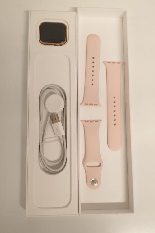 APPLE WATCH SE Aluminium, rosa (Gebraucht) in Bern für CHF 100 – mit ...