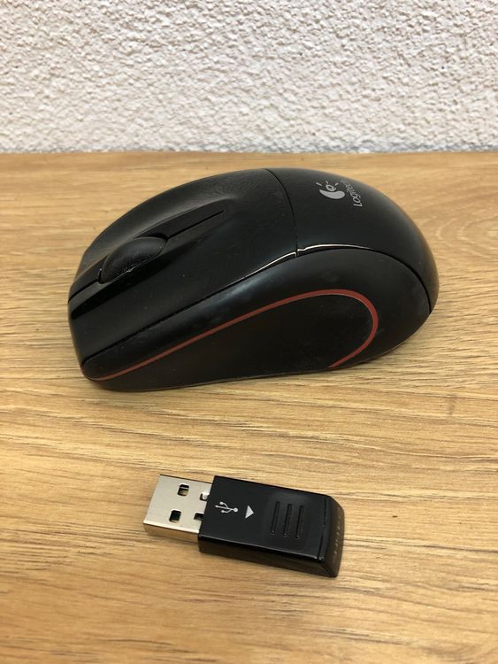 Logitech Optical Mouse mit USB Stick | Kaufen auf Ricardo